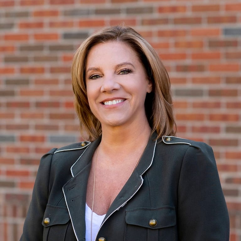 Outdoor Business Headshots - Robintek: Columbus Website Design, Graphic ...